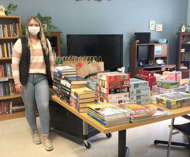 Norway teen’s 20 Percent Time Project supports Maryhill Manor residents ...